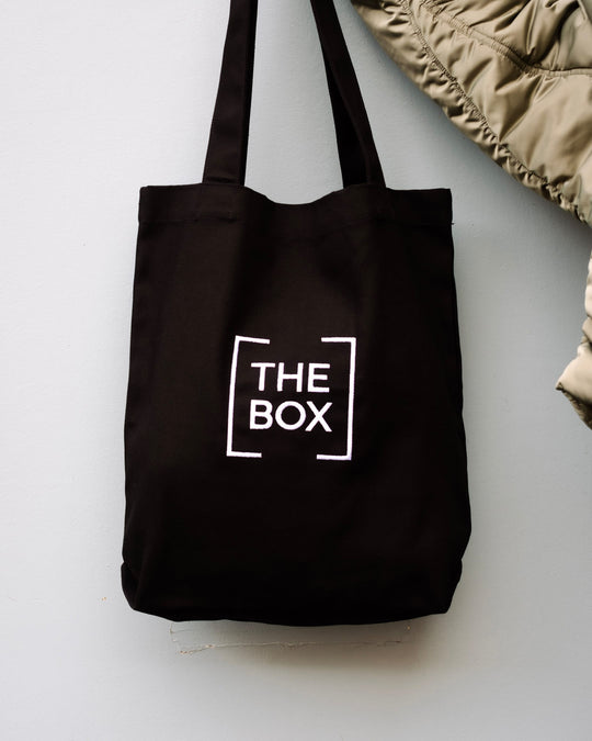 About us – THE BOX